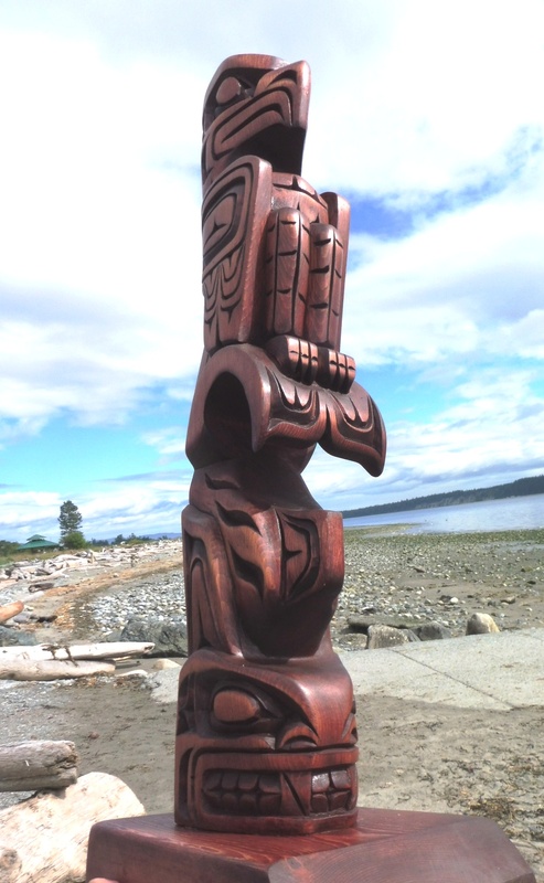 Totem Pole with Eagle over Whale by Alfred Robertson • My Mondo Trading ...